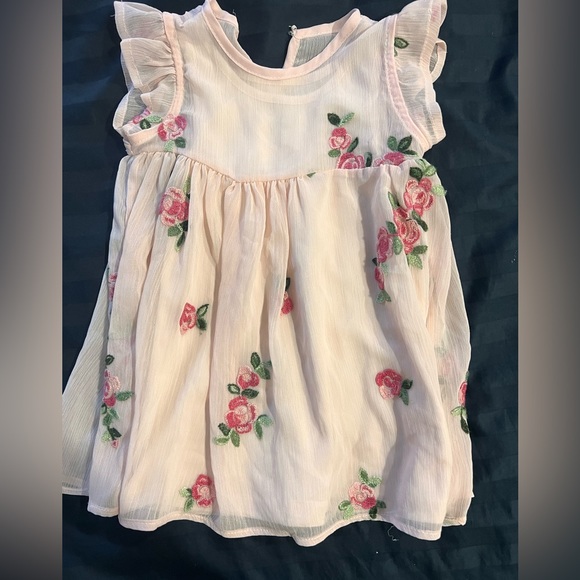 Pippa & Julie | Dresses | Pippa Julie Floral Pink Dress With Rose ...